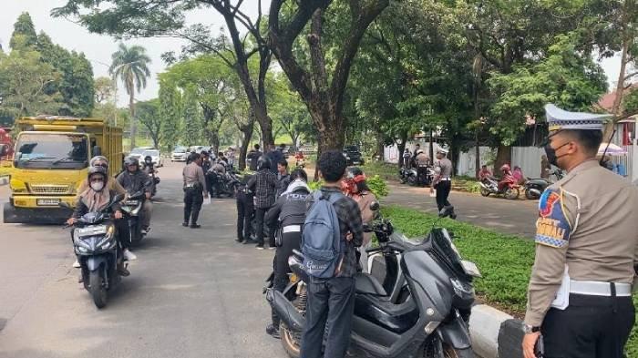 Dua Jam Gelar Operasi Zebra Lodaya, 105 Kendaraan Terjaring Razia di Cibinong Bogor ...