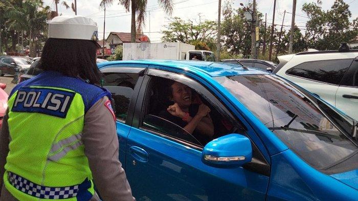 Terjebak Macet Selama 3 Jam di Jalur Puncak Bogor, Wisatawan Dari Jakarta Nyerah, Pilih Balik ...