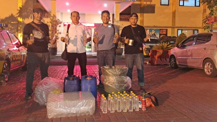 Polisi Sita 526 Miras di Kota Bogor, Anggur Merah Hingga Intisari Ikut ...