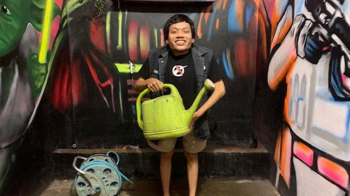 Mengenal Sosok Rian Balita Stand Up Comedy Asal Bogor, Keterbatasan Bukan Penghalang Untuk Maju ...