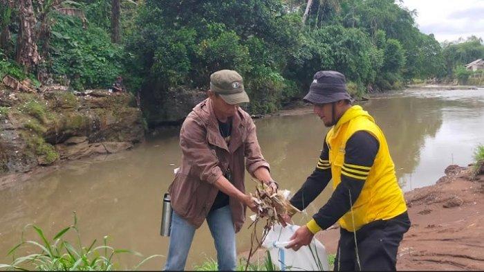 Cerita Suparno Sang River Defender Sungai Ciliwung: Masalah Klasik yang ...
