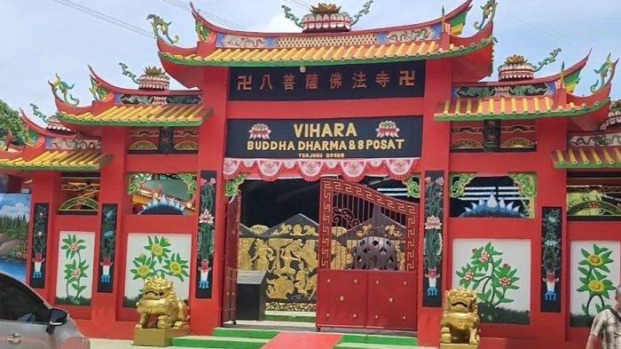 Jelang Imlek 2023, Patung Buddha Tidur di Vihara Buddha Dharma & 8 Pho ...