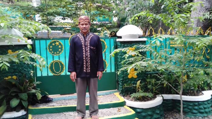 Juru Kunci Makam di Bogor: Yang Protes Jokowi, Mah, Banyak ...