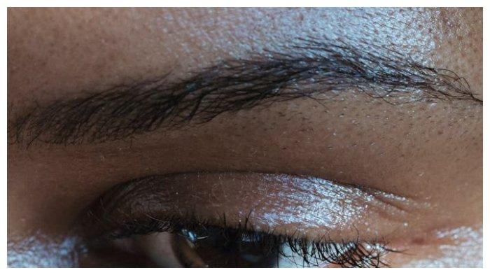 Kata Primbon Jawa, Ini 5 Arti Kedutan di Alis Kiri: Mulai dari ...