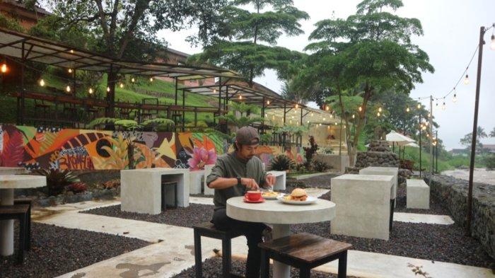 Mengintip Bromelia Coffee Puncak Bogor, Bisnis Milik Plt Bupati Bogor ...