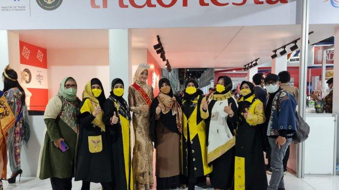 Desainer Frida Aulia Kembali Kenalkan Batik Ethnik dan Fashion Asal ...