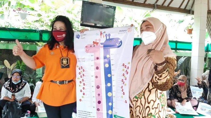 Sambangi Parung Bogor, Rotary International Berikan Pemahaman Stunting ...