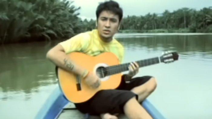 Kunci Gitar dan Lirik Lagu Masih Ada - Ello - Tribunnewsbogor.com