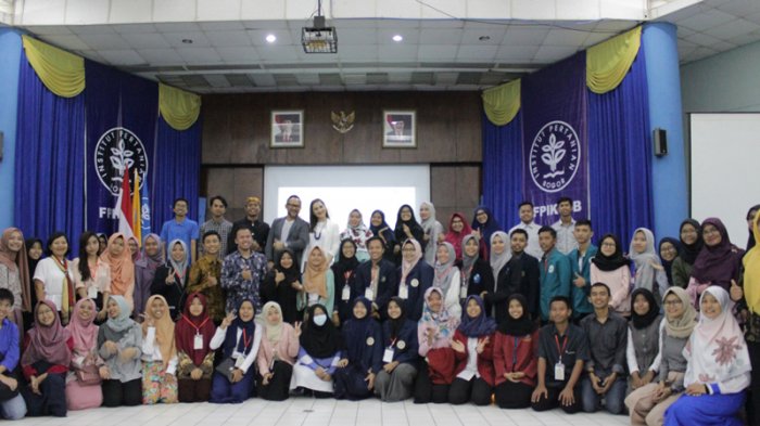 Belajar Parenting Era Digital, Himaiko IPB Hadirkan Artis Mona Ratuliu ...