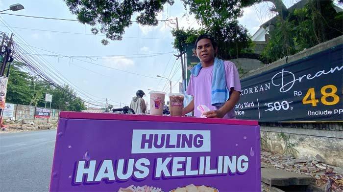 Melihat Cara Unik Pedagang Minuman Haus! di Kota Bogor, Kaos Pink ...