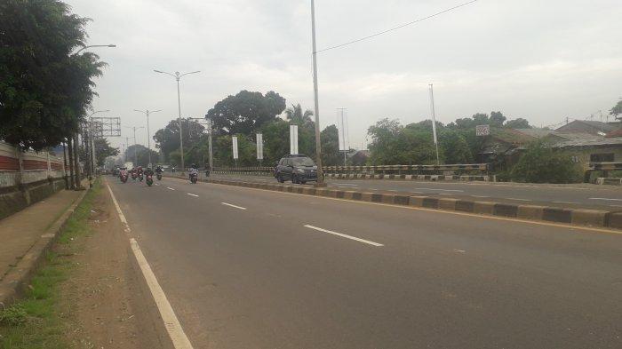 Laju Kendaraan di Jalan Raya Jakarta-Bogor Kawasan Sukaraja Pagi Ini ...