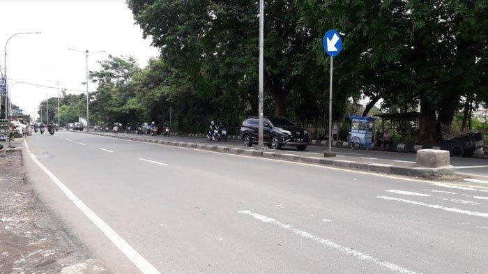 Laju Kendaraan di Jalan Raya Jakarta-Bogor kawasan Sukaraja Saat Ini ...