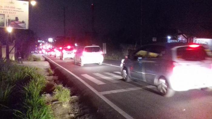 Jalur Puncak Dibuka Dua Arah, Arus Balik Menuju Jakarta Padat Mulai ...
