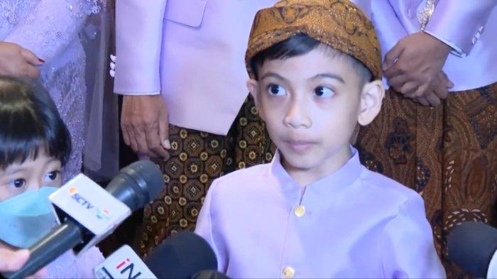 Jan Ethes Trending di Twitter, Jadi Jubir Jokowi hingga Antarkan Cincin untuk Erina dan Kaesang ...