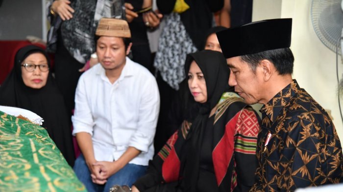 Melayat ke Rumah Duka, Jokowi Kenang Cendikiawan Muslim Dawam Rahardjo - Tribunnewsbogor.com