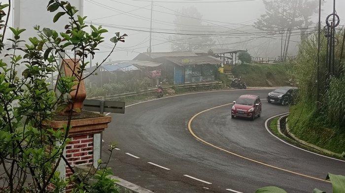 Kondisi Terkini di Jalan Raya Puncak Bogor, Turun Hujan dan Kabut Tebal ...