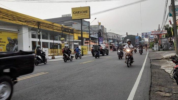 Arus Lalu Lintas di Jalan Raya Tajur Ramai Lancar, Wisatawan Menuju ...