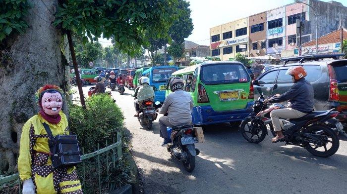 Macet Parah di Kota Bogor Imbas Bencana Longsor, Pengendara Diminta ...