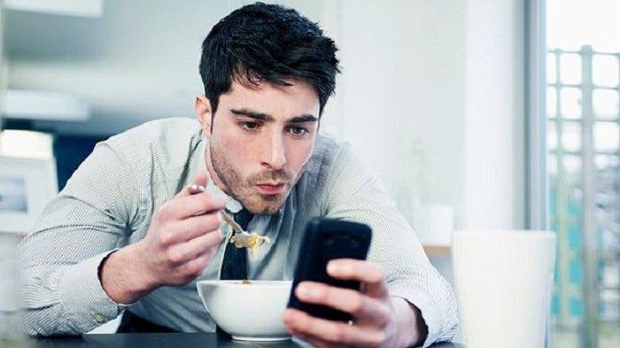 Bikin Mata Rusak, Begini Cara Minimalisir Bahaya Sinar Biru yang Dihasilkan dari Layar Gadget ...