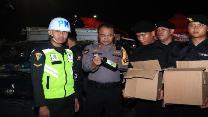 Sebelum Ditenggak Bikin Orang Teler, Aparat Gabungan Razia Puluhan ...