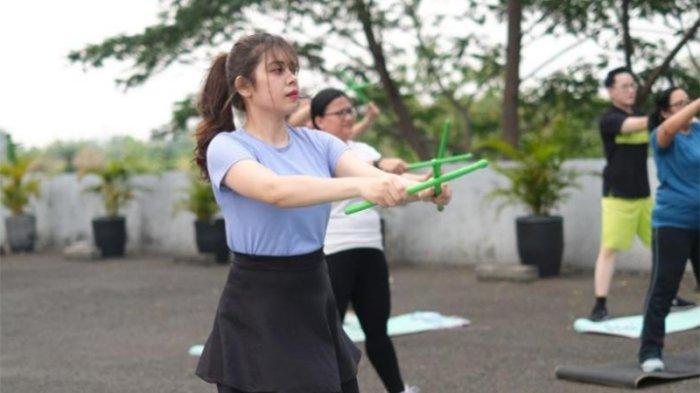 Work Life Balance, Karyawan The Alana Hotel Ikut Senam Pound Fit yang ...