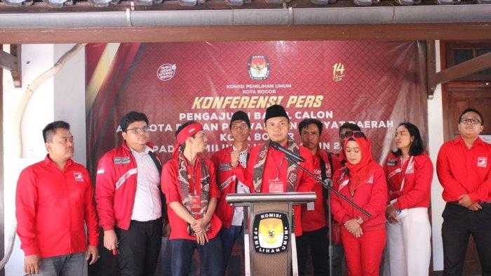 Daftarkan Bacaleg ke KPU, PSI Kota Bogor Suarakan Tagar 'Jokowisme ...