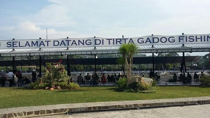 Ini Dia Pemancingan Modern di Bogor, Ada Caddy Cantik Pencatat Hasil ...