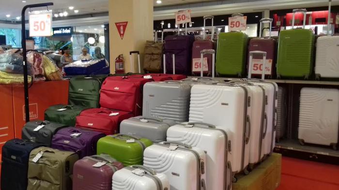 Mau Liburan? Beli Koper di Sini Cuma Bayar Setengah Harga Lho ...