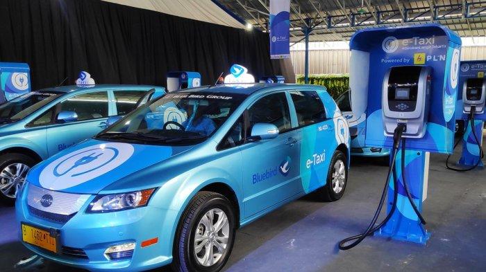 Lowongan Kerja HR Pool di PT Blue Bird Tbk: Bisa Dilamar Lulusan S1 ...
