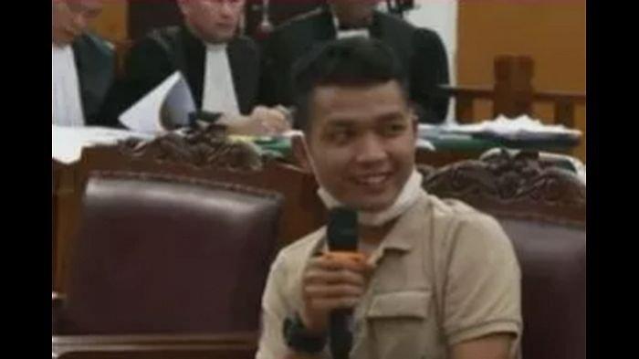 Lagi, ART Ferdy Sambo Bikin Heboh Hakim dan Jaksa, Ditanya Malah Tertawa, Jaksa: Kejebak ...