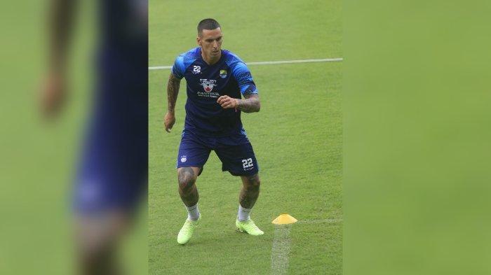 Cuma Bisa Bahasa Spanyol, Bek Persib Alberto Rodriguez Akui Tak Ada ...