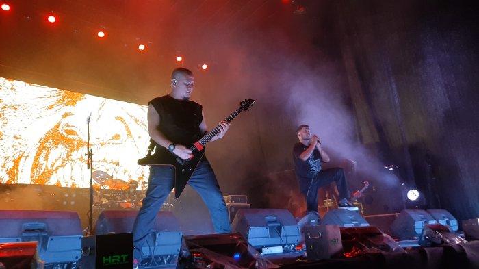 Bawakan Lagu Hollow di High Octane Metal Engine Tour Cirebon ...