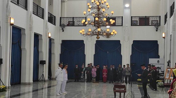 Dedi Supandi Resmi Jadi Penjabat Bupati Majalengka, Gubernur Ingatkan ...