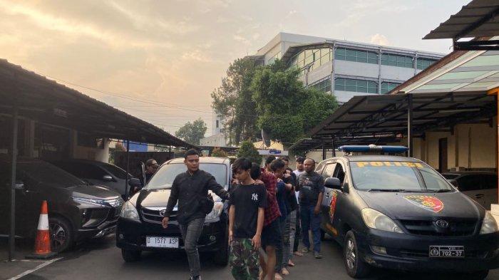 Masih Buron, Tiga Anggota Geng Motor yang Serang Warga di Cimahi Diburu Polisi - Tribuncirebon.com