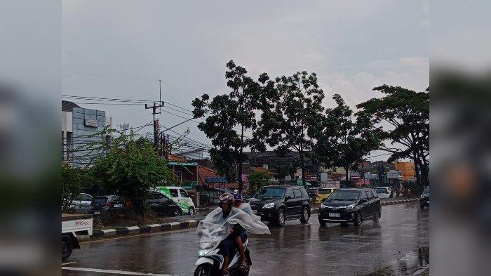 Info Arus Balik di Jalur Selatan Jabar, Hujan Mengguyur Jalan Garut-Bandung, Pemudik Harus Hati ...