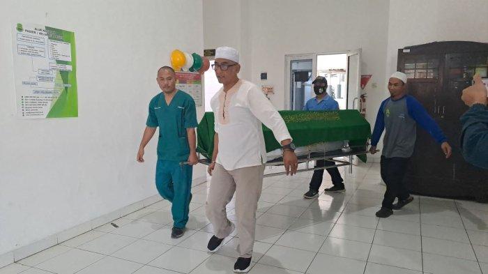 Dokter Forensik Temukan Kecurigaan di Leher Jenazah Perempuan yang ... Dokter Forensik Temukan Kecurigaan di Leher Jenazah Perempuan yang ...