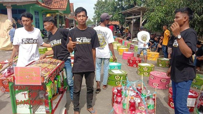 Menyingkap Tradisi Tenongan di Indramayu yang Selalu Digelar Usai Panen ...