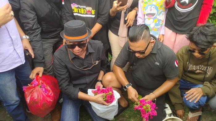 Tabur Bunga di Jembatan Talun Cirebon, Masyarakat Tuntut Keadilan Untuk ...