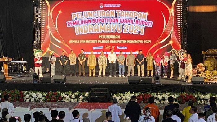Peluncuran Tahapan Pilkada Indramayu 2024, Si Jaka dan Si Ayu Tampil ...