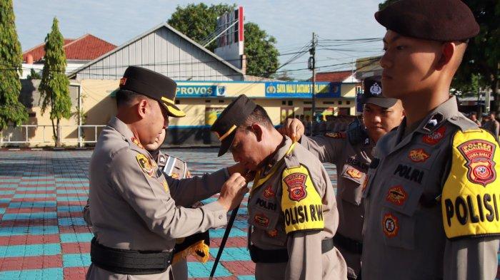 Polisi RW di Majalengka Diluncurkan, 300 Personel Disebar ke Seluruh RW - Tribuncirebon.com