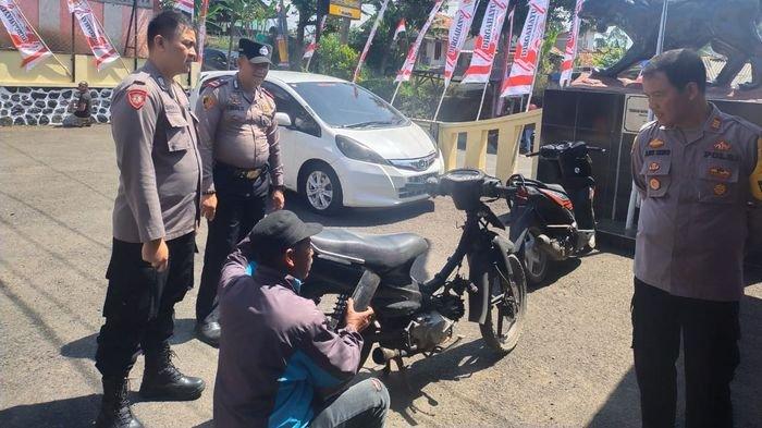 Polisi Garut Gelar Sayembara Kirim Foto Pengendara Motor Knalpot Bising, Dapat Hadiah Menarik ...