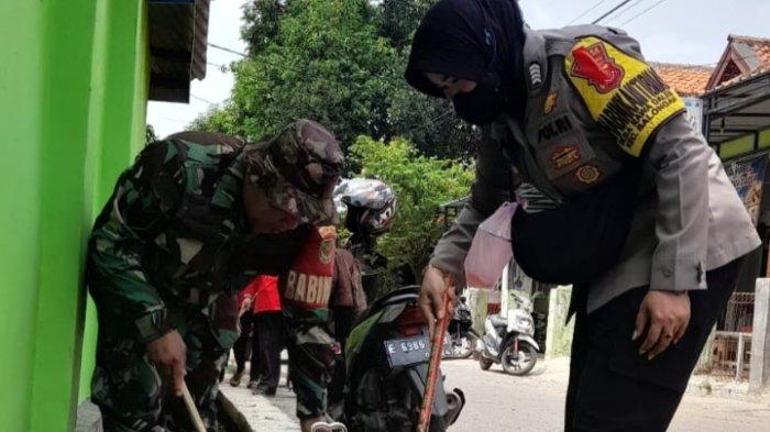 Melihat Aksi Polwan Bersihkan Selokan Sepanjang 1.000 Meter Bersama TNI dan Masyarakat di ...