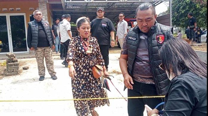 Mbak Rara Hadir di Olah TKP Kasus Subang, Terawang Keberadaan Barang Bukti Golok - Tribuncirebon.com