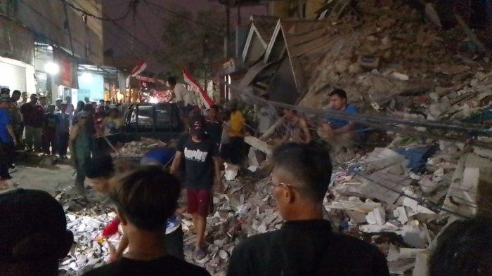 Rumah Tiga Lantai di Margahayu Kabupaten Bandung Ambruk Hingga Memutus ...