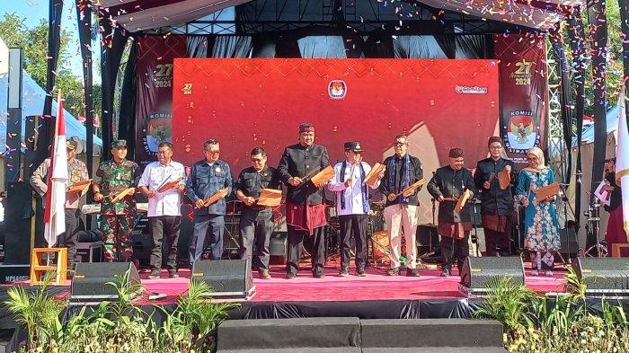 KPU Kabupaten Majalengka Resmi Luncurkan Maskot dan Jingle Pilkada Serentak 2024 - Tribuncirebon.com