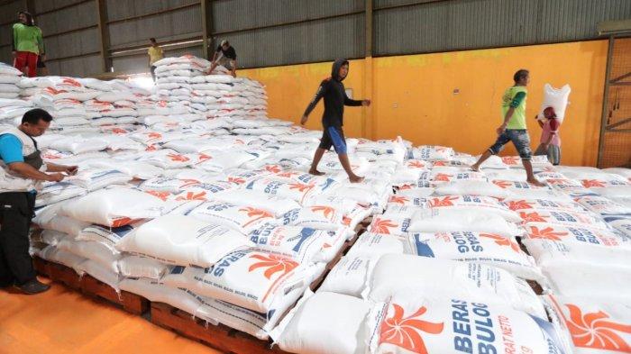 Stok Beras di Gudang Mulai Berkurang, Kepala Bulog Cirebon: Persiapan Diisi Lagi Saat Panen Raya ...