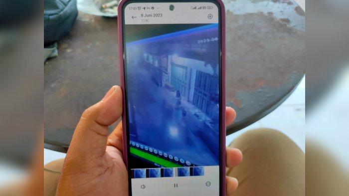 Aksi Pemotor Berboncengan Jambret Emak-emak di Majalengka Terekam CCTV ...