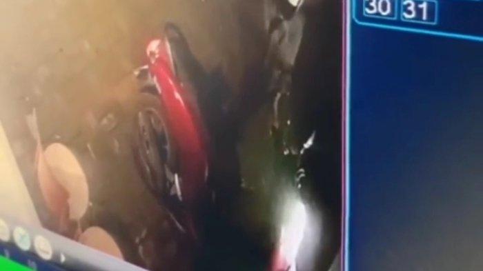 Aksi Curanmor di Jalan Jenderal Sudirman Indramayu Terekam CCTV, Ini Penampakan Pelaku ...