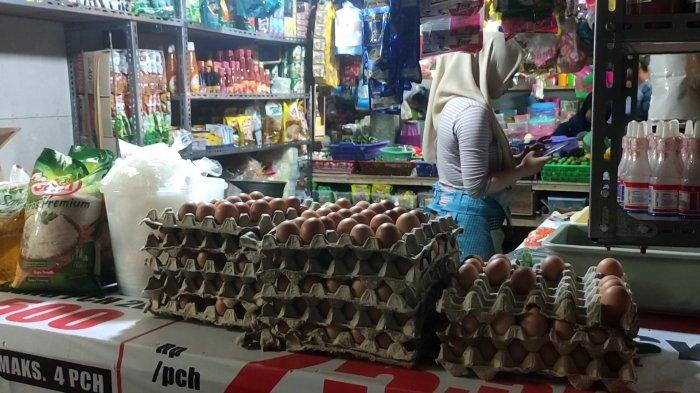 Harga Telur Ayam di Pasar Tradisional Kota Cirebon Tembus Rp 31 Ribu ...