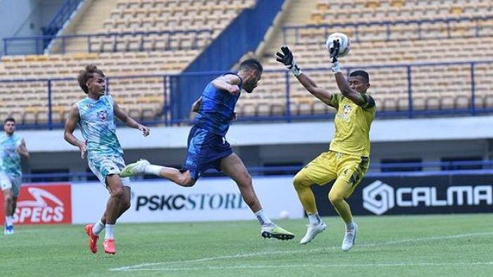Ucapan Perpisahan Bos Persib Bandung untuk Tyronne Del Pino, Ini ...